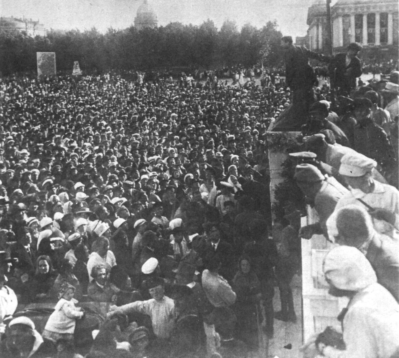 Partai Komunis Indonesia dan Modernisasi Indonesia - BERTO TUKAN